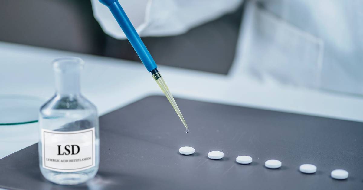 Je LSD lék nebo droga? Vše o účincích a výzkumu LSD! [year]